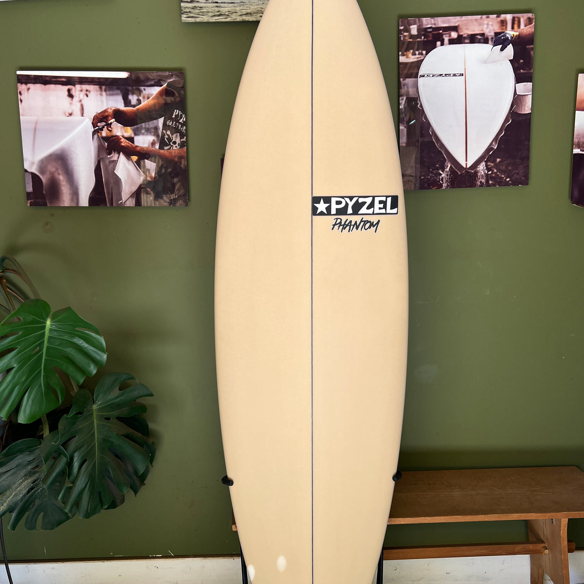 Phantom | 6'2" x 20 3/8" x 2 11/16" - 35.90L | Futures x 3 | PU | New ...